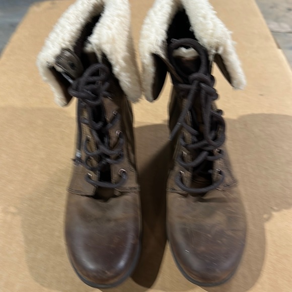 UGG | Shoes | Ugg Ankle Wedge Boots | Poshmark
